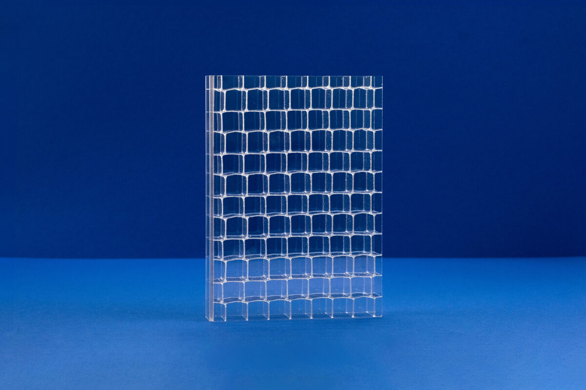 Hochwertige & durchsichtige Trennwand-Lösungen